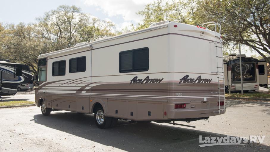2000 Fleetwood RV Pace Arrow 33v for sale in Tampa, FL | Lazydays