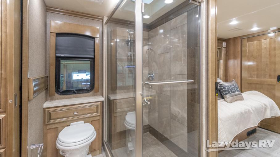 2019 Fleetwood RV Discovery LXE 44B for sale in Loveland, CO | Lazydays