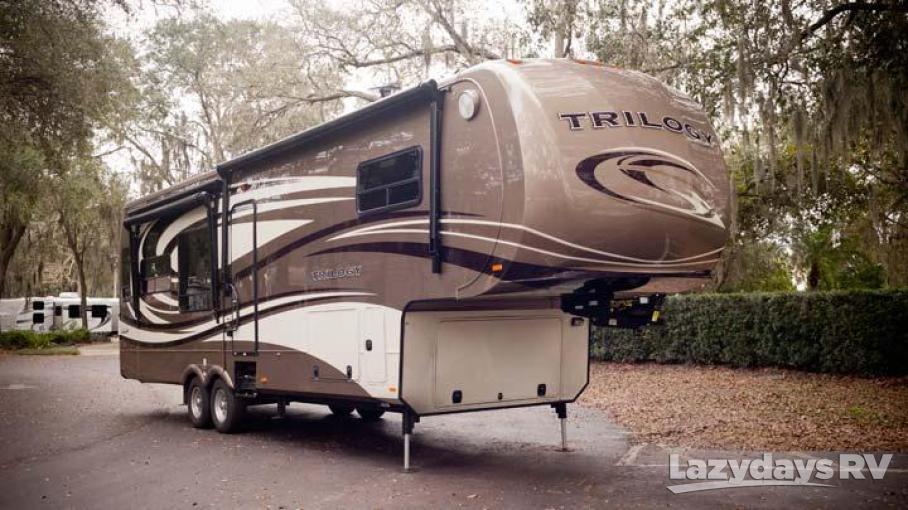 2013 Dynamax Trilogy 3650RL for sale in Tampa, FL | Lazydays