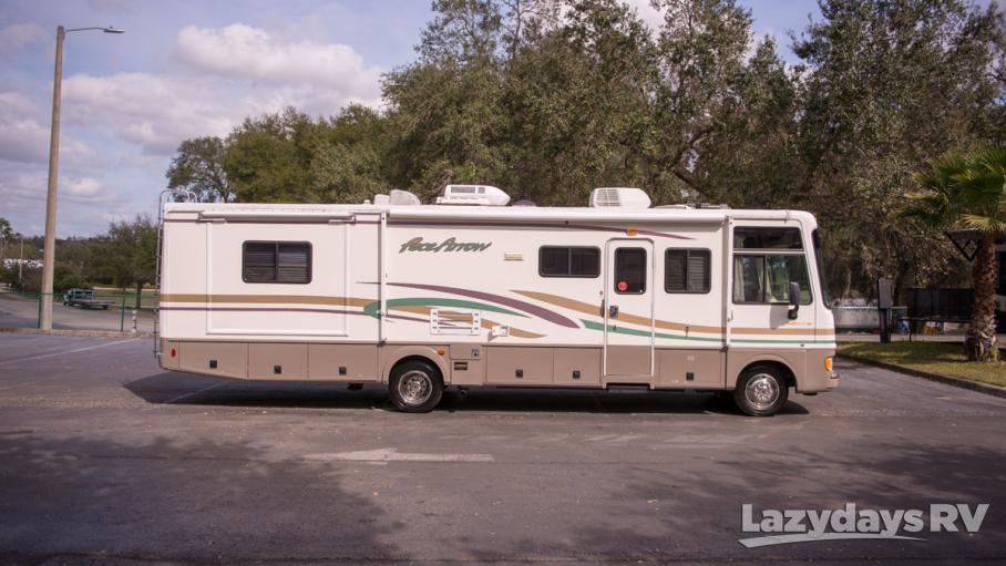 2001 Fleetwood RV Pace Arrow 35N for sale in Tampa, FL | Lazydays
