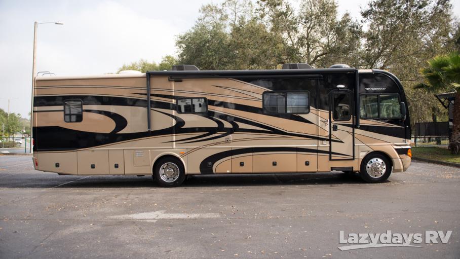 2009 Fleetwood RV Pace Arrow 38P for sale in Tampa, FL | Lazydays