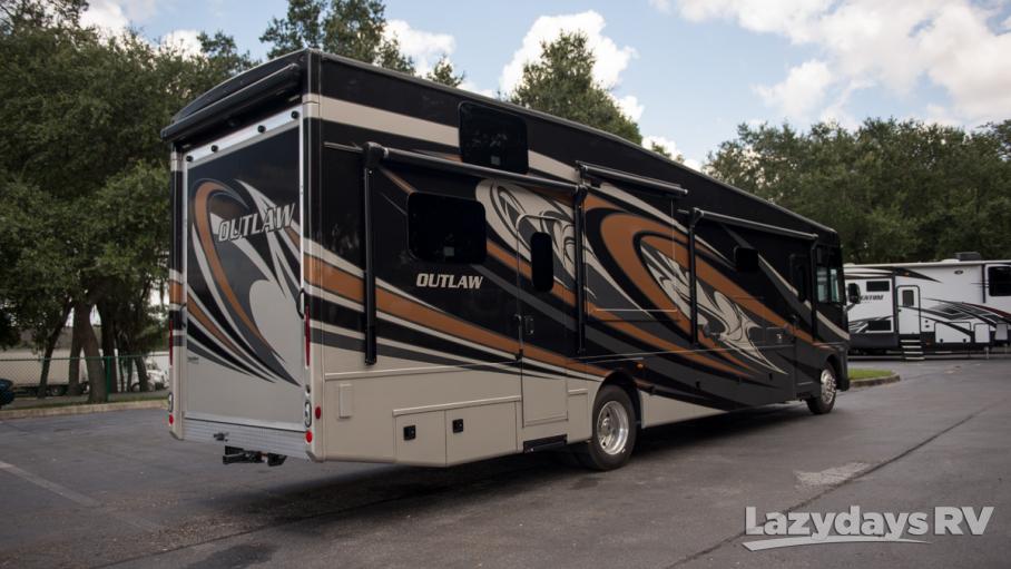 2018 Thor Motor Coach Outlaw 37RB for sale in Tampa, FL | Lazydays