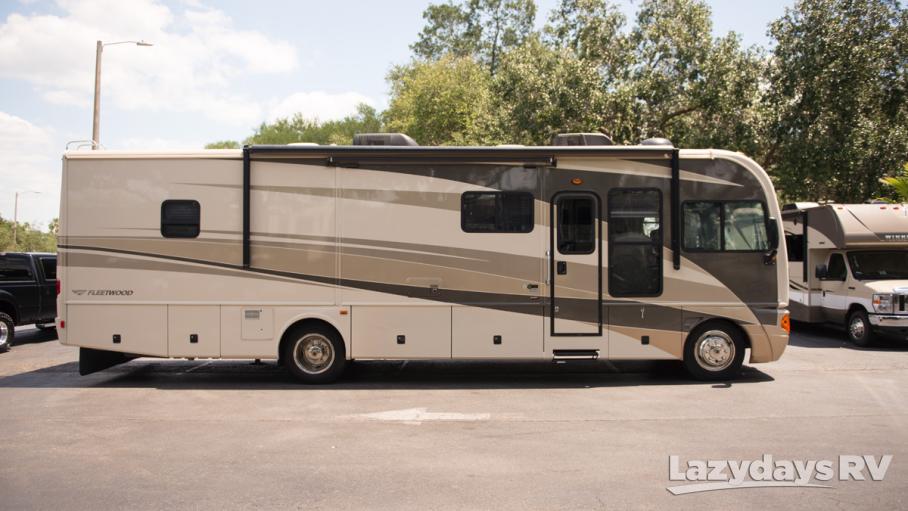 2005 Fleetwood RV Pace Arrow 36B for sale in Tampa, FL | Lazydays