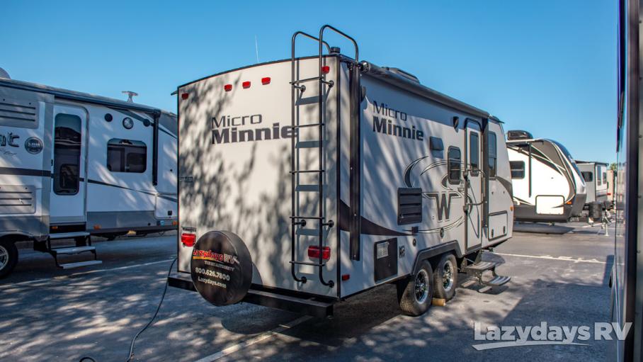 2018 Winnebago Micro Minnie 2106DS for sale in Tampa, FL | Lazydays